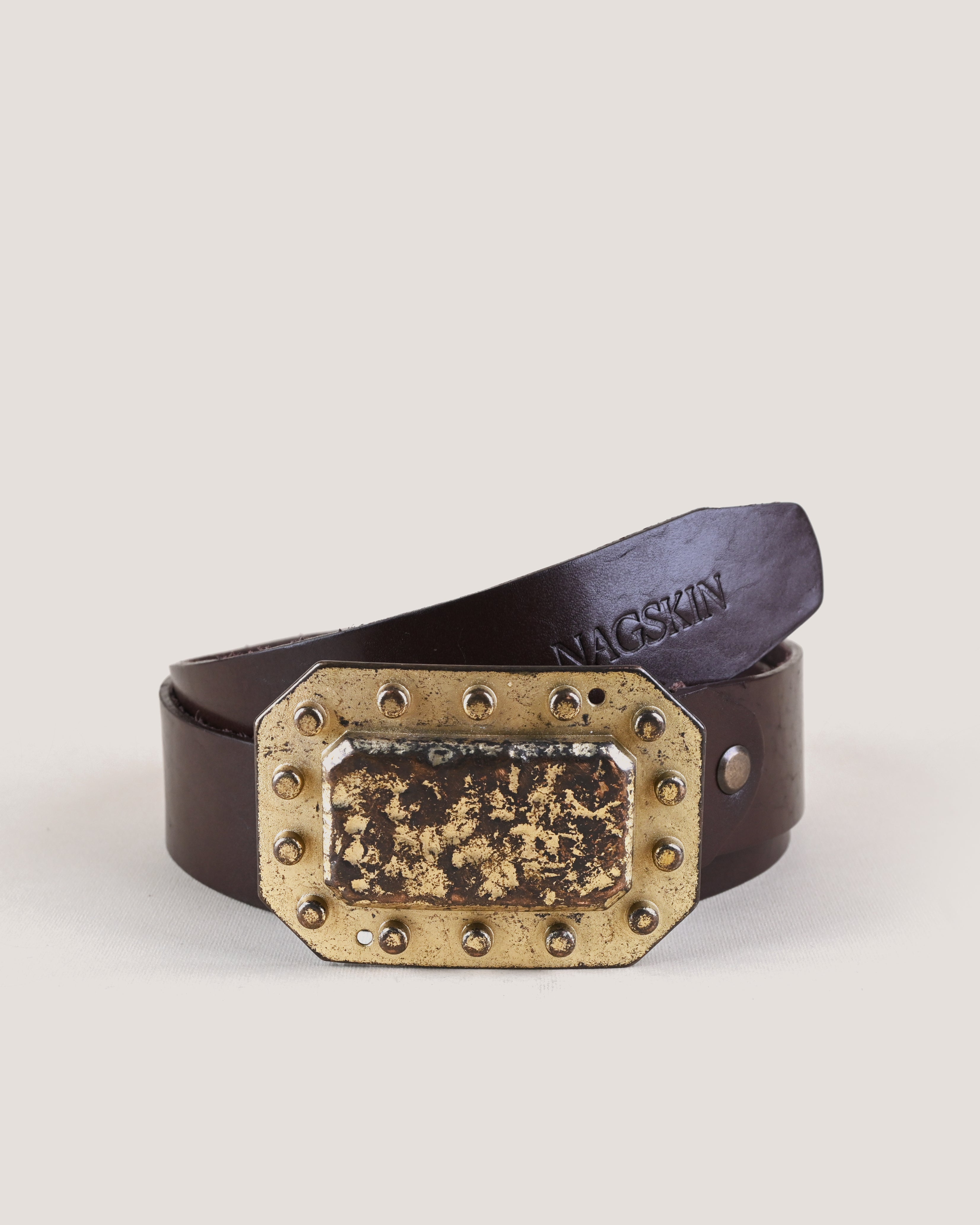 KAYAN – NAGSKIN